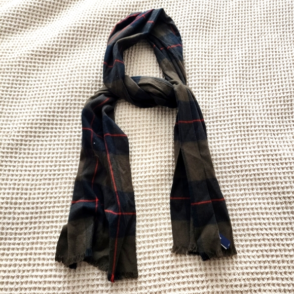 GAP | Accessories | Scarf Wrap | Poshmark